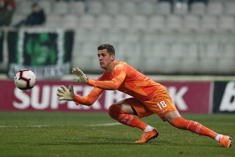 JHONATAN É OFICIAL NO VITÓRIA - Mais Guimarães