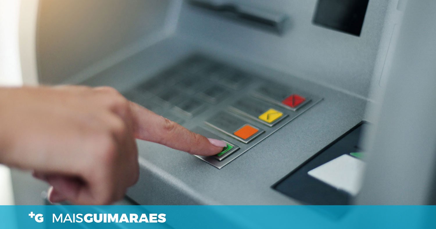 Rede multibanco em baixo - Mais Guimarães