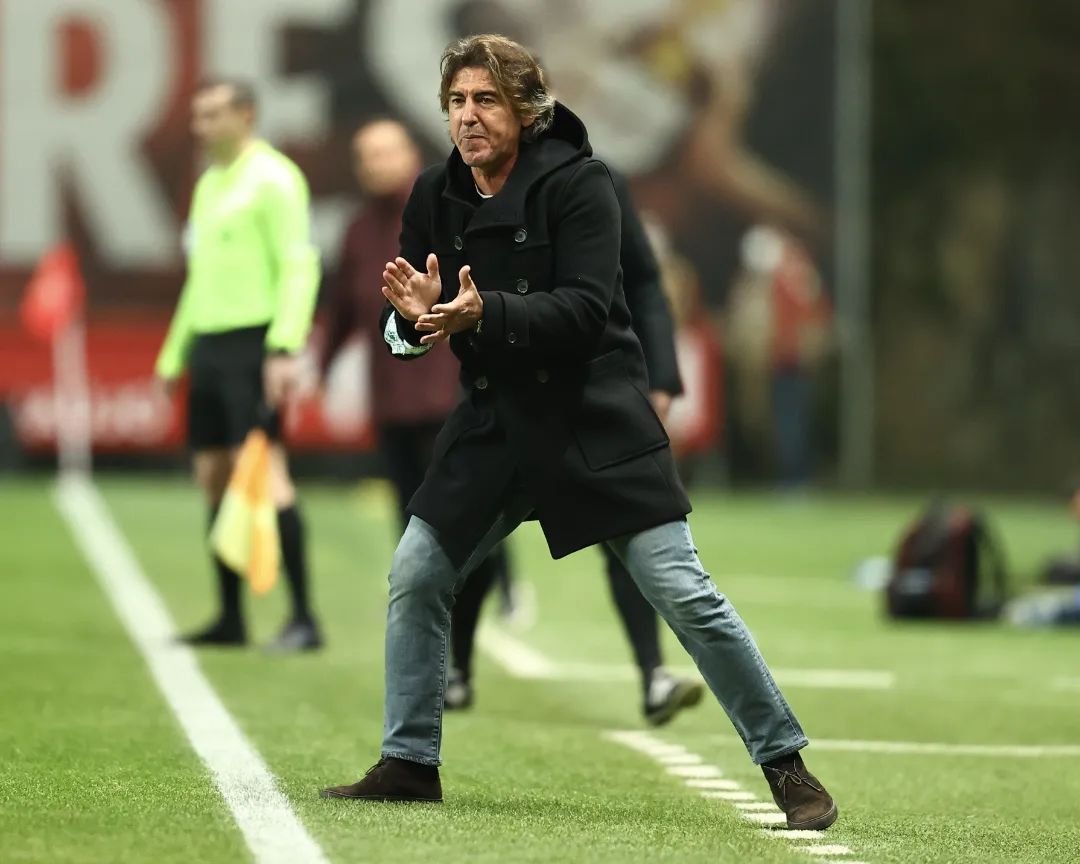 Sá Pinto com mais opções - Mais Guimarães