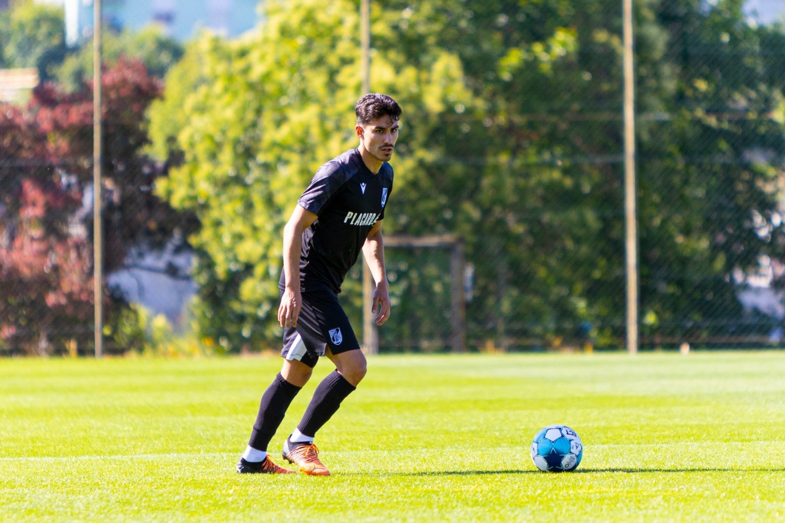 André Almeida em dúvida - Mais Guimarães